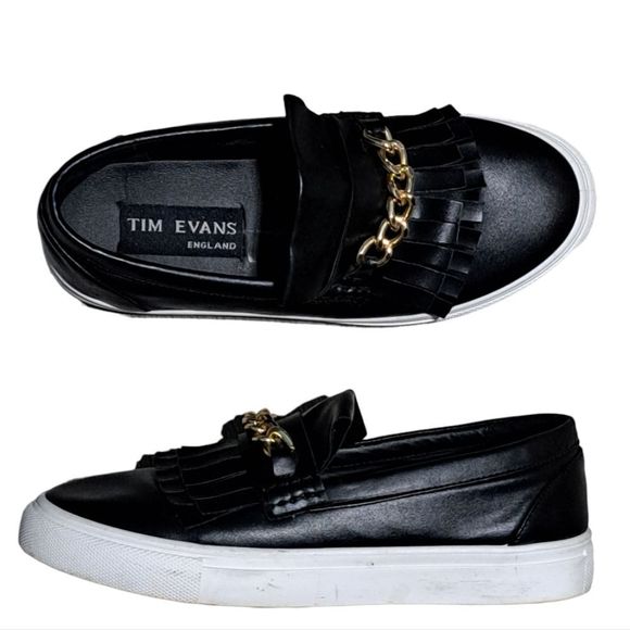 Tim Evans | Shoes | Tim Evans England Gold Metallic Chain Black Leathe ...